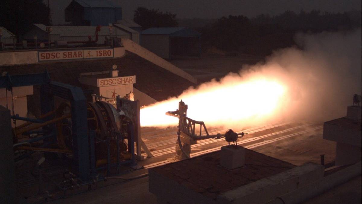 ISRO successfully completes static test for improved SSLV third stage ...