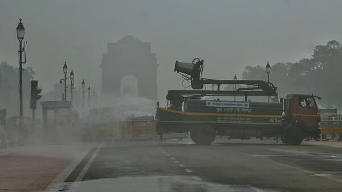 Air Pollution: Delhi govt to install 305 mist sprayers at 9 hotspots as ...