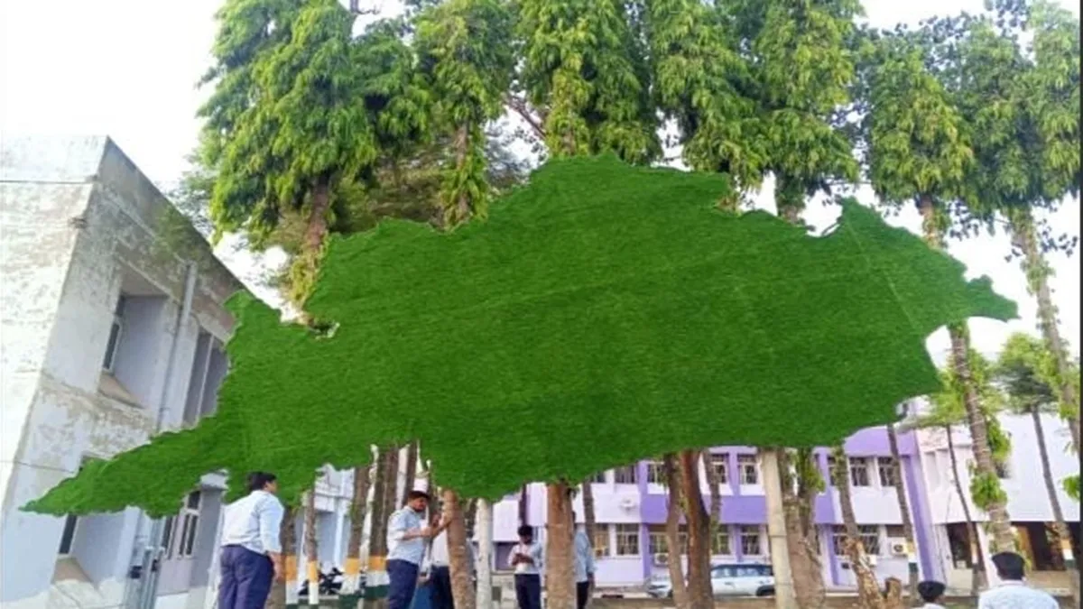 Polytechnic students create huge map of Odisha using scraps, rods, LED ...