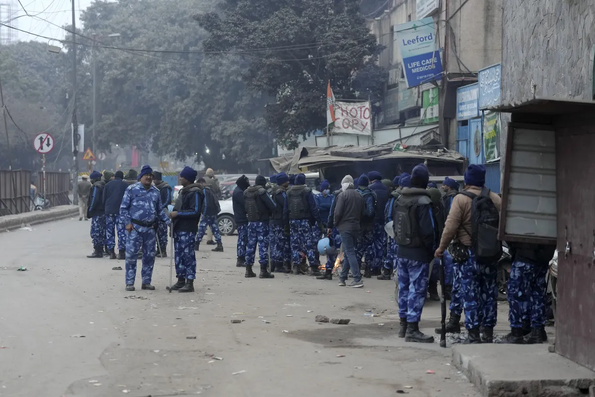 Turkman Gate violence: Police identify 30 stone-pelters, 400 new videos ...