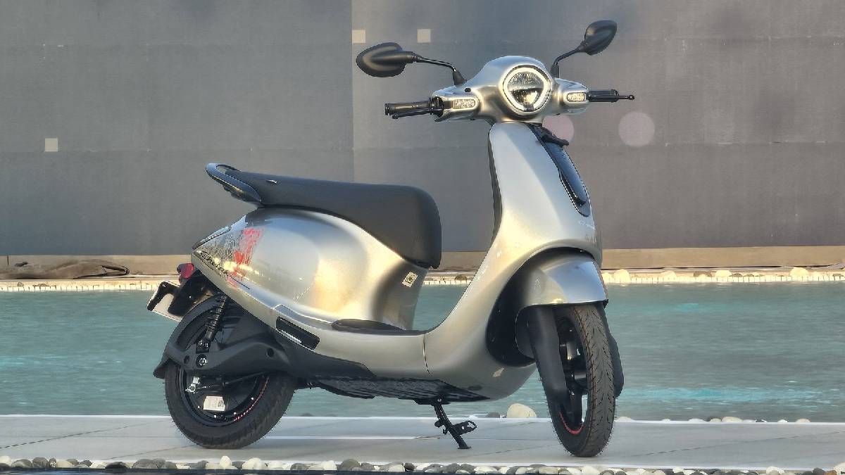 Bajaj launches affordable Chetak C2501 electric scooter: Price, range ...
