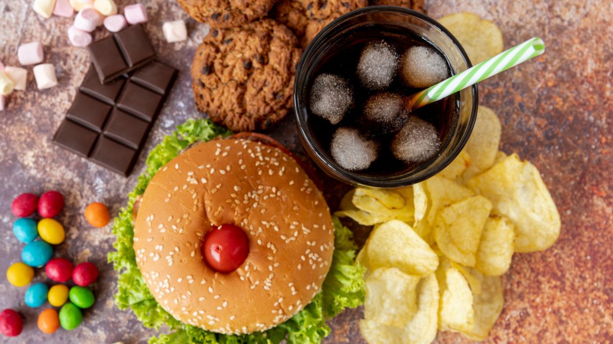 AIIMS-trained gut doctor rates 10 everyday foods for weight loss; this ...