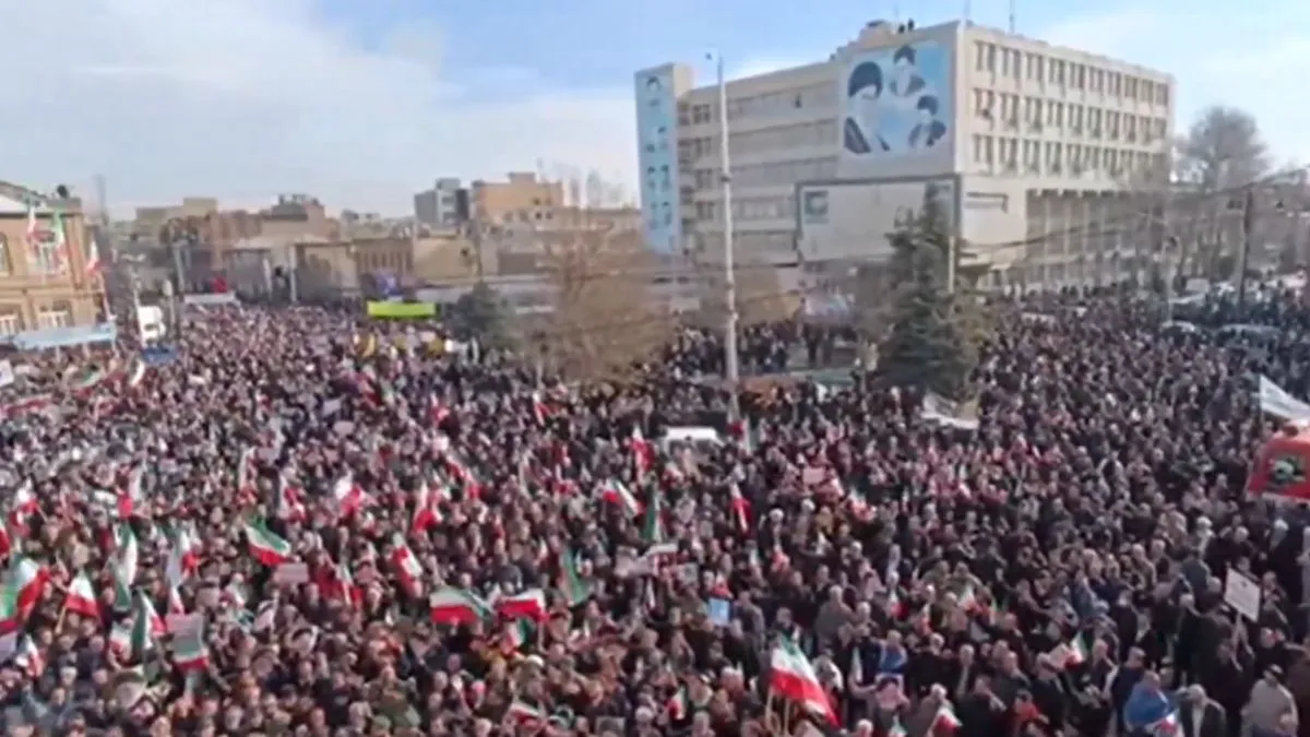 Government supporters rally to counter protests in Iran; Trump says ...