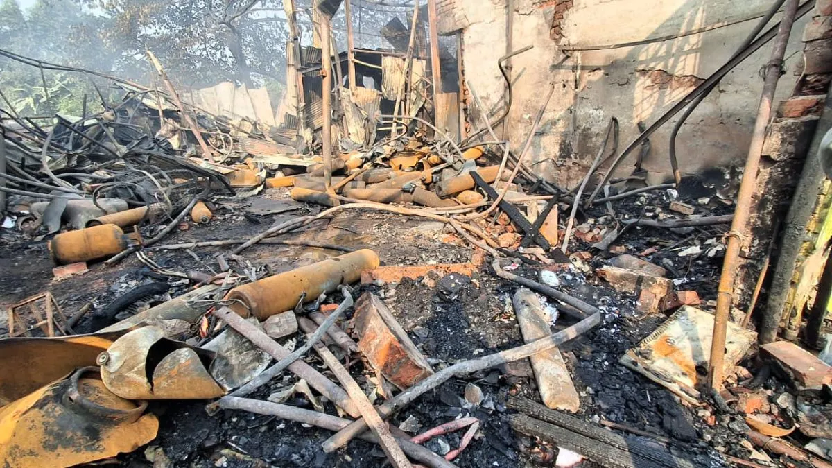 PM Modi calls Kolkata warehouse fire 'very tragic' and 'saddening ...