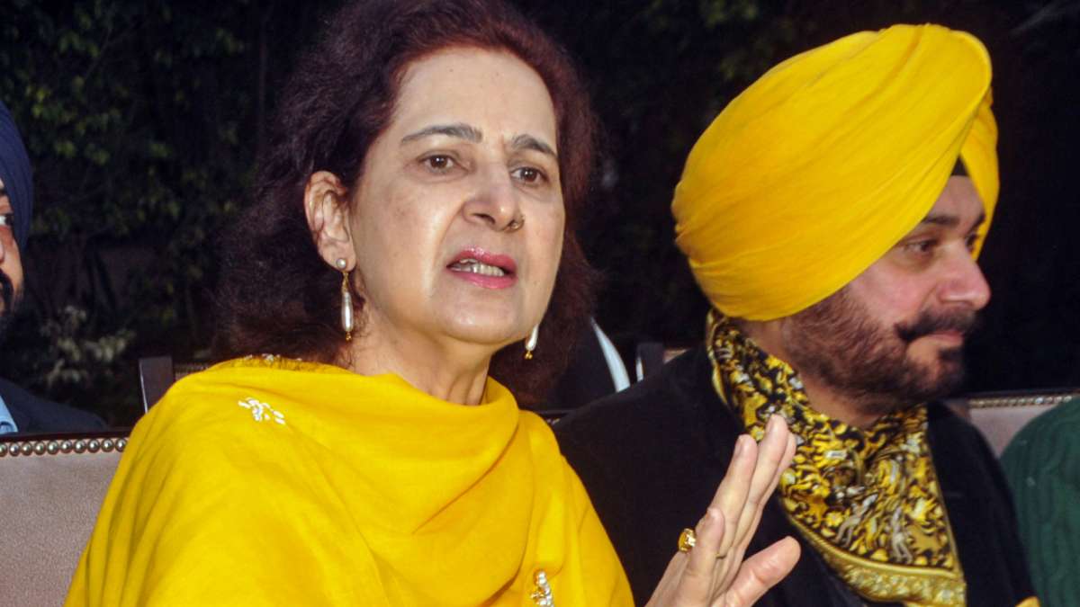 Navjot Kaur Sidhu quits Congress a month after suspension, calls Punjab ...