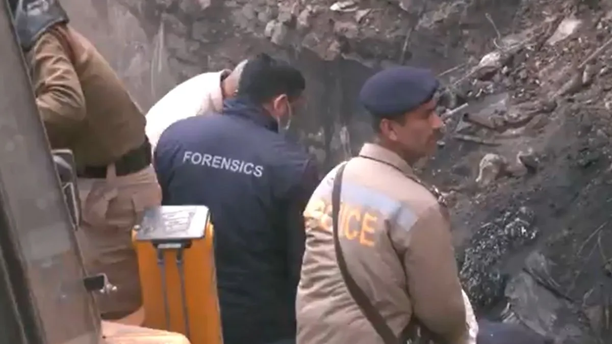 Himachal: Three dead as fire engulfs several shops, houses in Solan ...