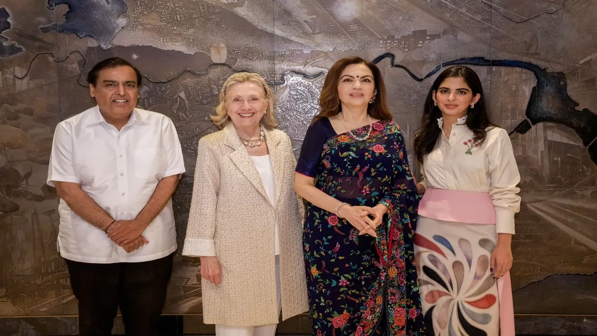Mukesh Ambani, Nita Ambani host ex-US Secretary of State Hillary ...