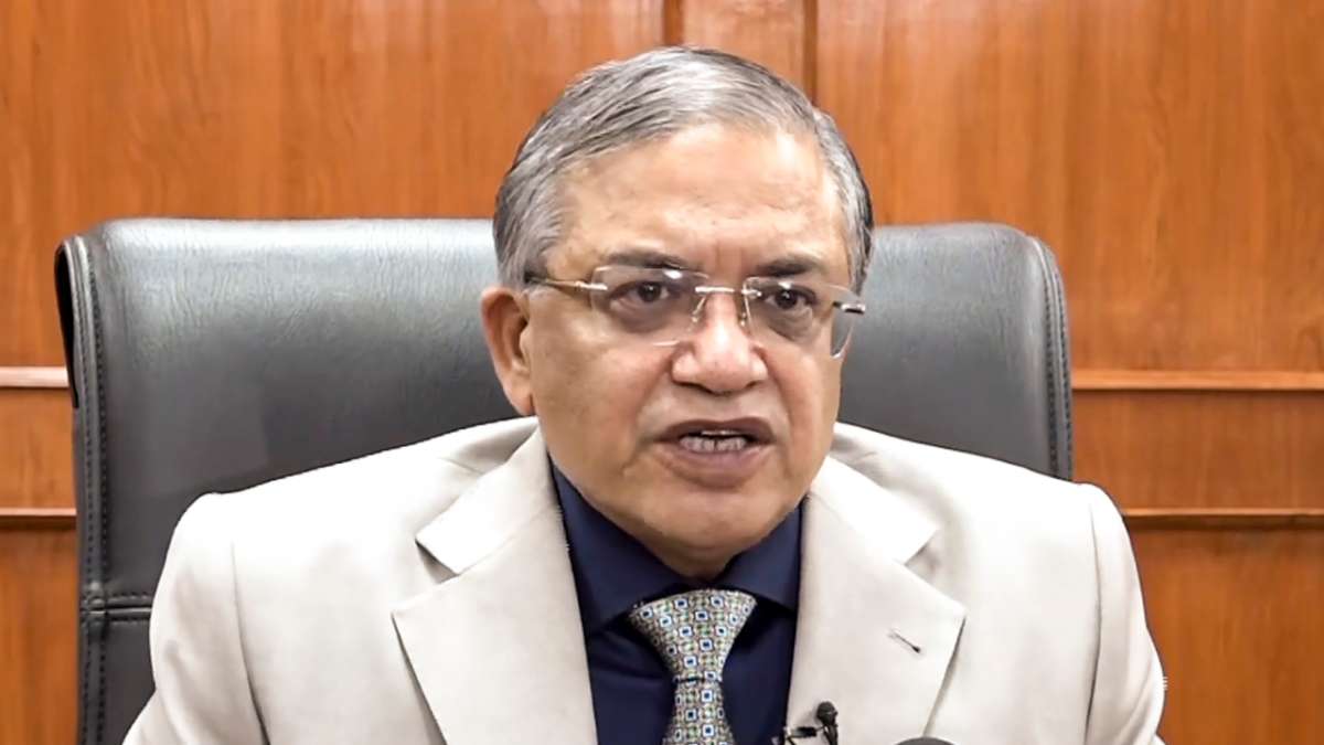 180 Opposition MPs back impeachment motion against CEC Gyanesh Kumar ...