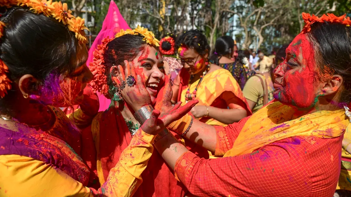 Why do we celebrate Holi? Mythological and spiritual significance ...