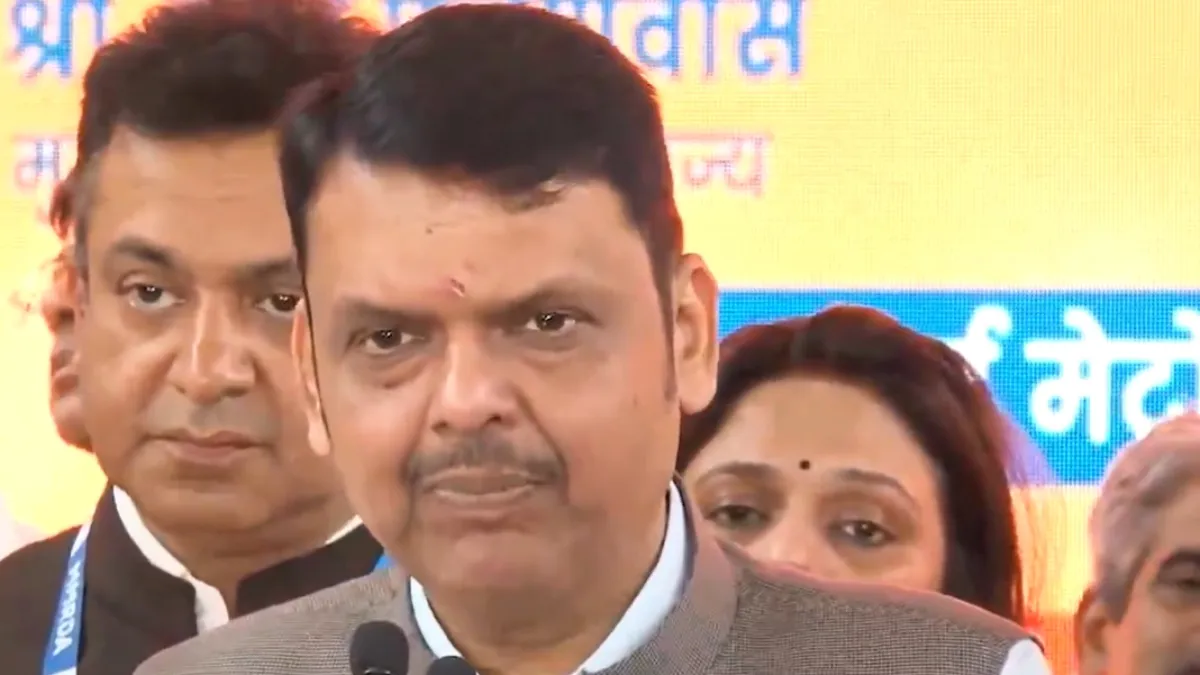Maharashtra CM Fadnavis inaugurates first phase of Mumbai Metro Line 9 ...