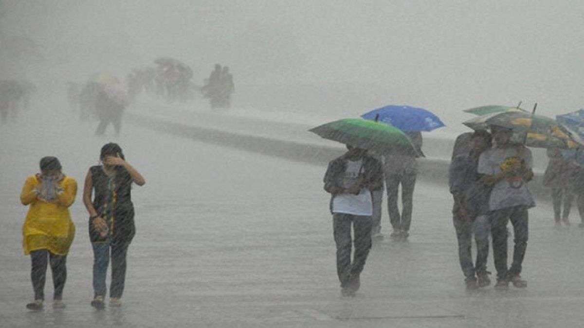 UP rain havoc: 31 dead, several injured as storm and heavy downpour ...