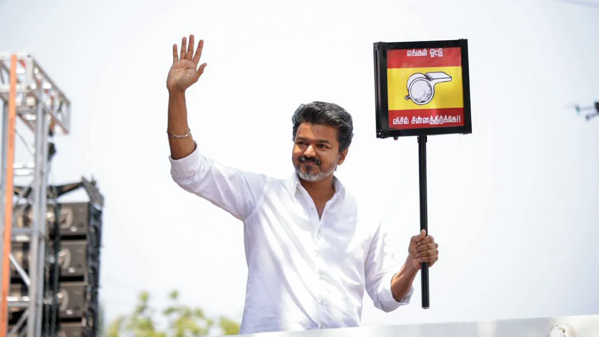 Tamil Nadu government formation LIVE: Vijay's meet with Governor ends ...