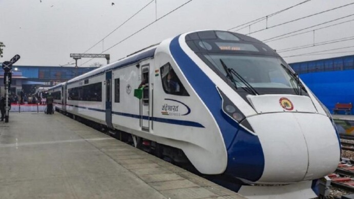 Stones hurled at Vande Bharat, two other trains in Bihar's Muzaffarpur ...