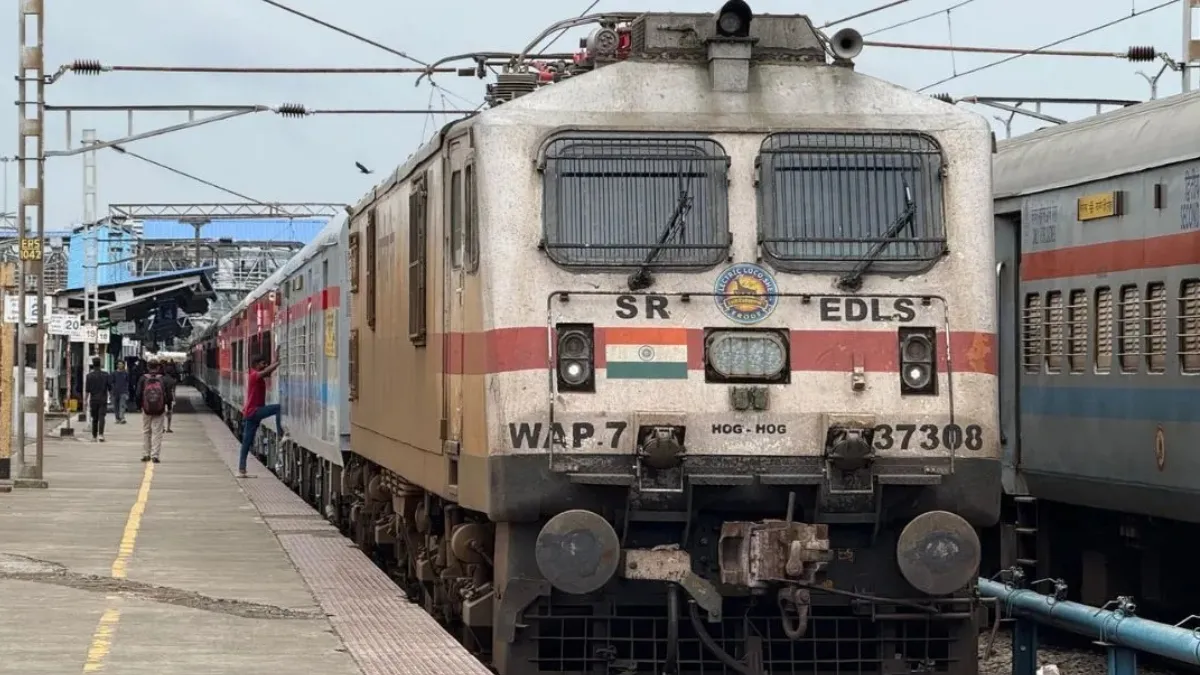Railways announces 30 special trains for Bihar Police recruitment exam ...