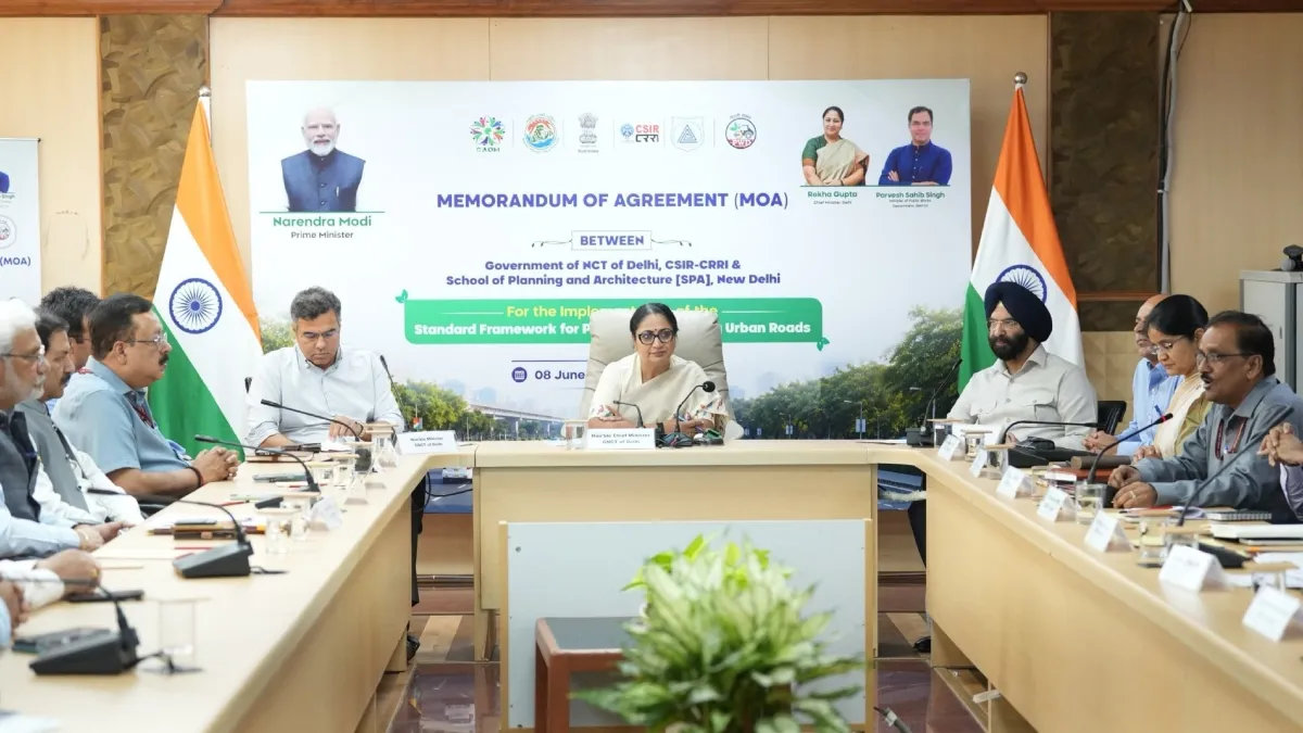 Rekha Gupta-led Delhi govt signs pact with CSIR-CRRI, SPA for dust-free ...