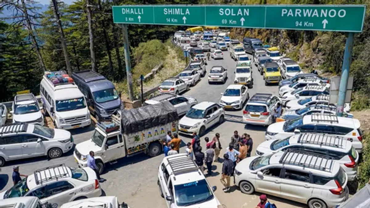 15 lakh vehicles flood Shimla in 45 days! Police roll out 5-point plan ...