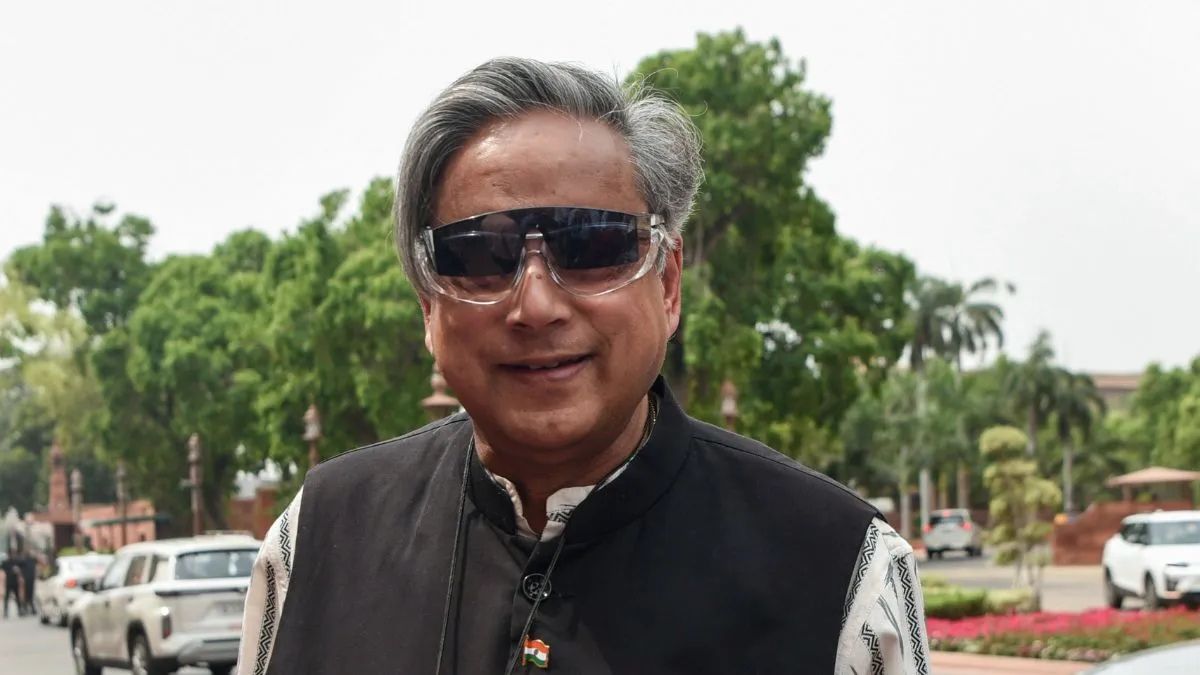Congress vs Tharoor again: Thiruvananthapuram MP faces fresh party heat ...