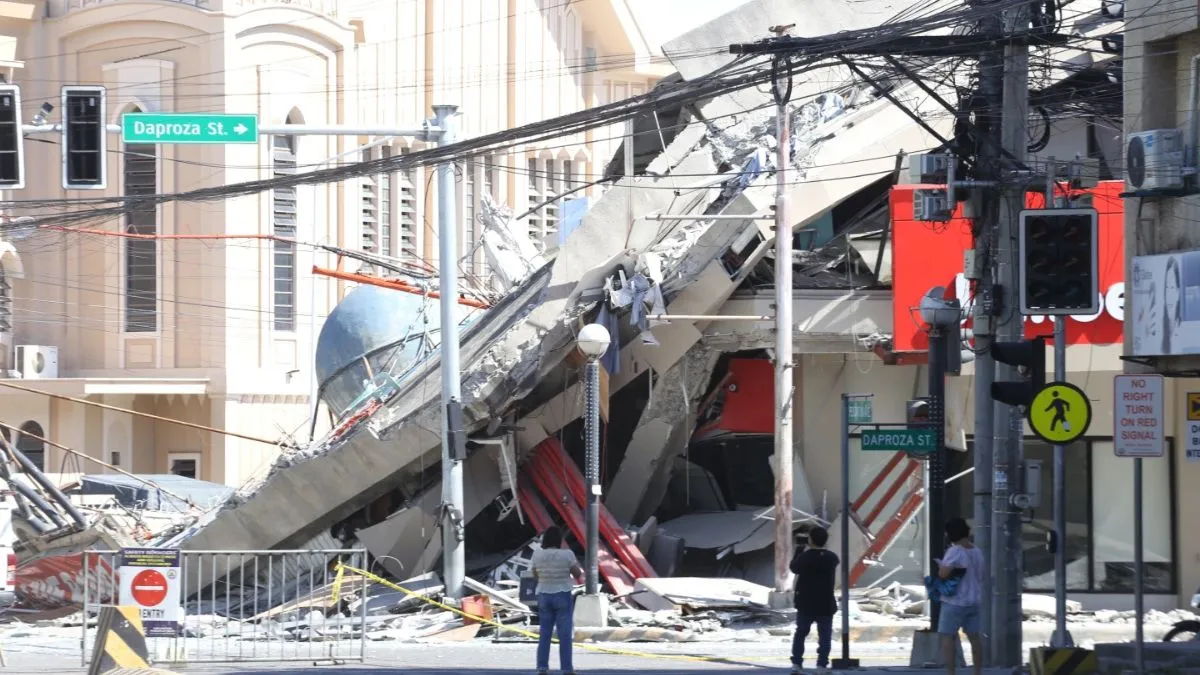 Philippines earthquake death count rises to 35, over 200 injured ...