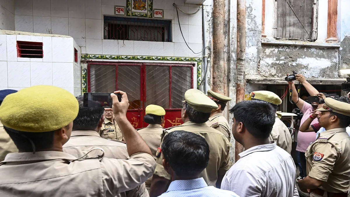 Ram Temple donation theft probe reveals Varanasi link; outsourcing ...