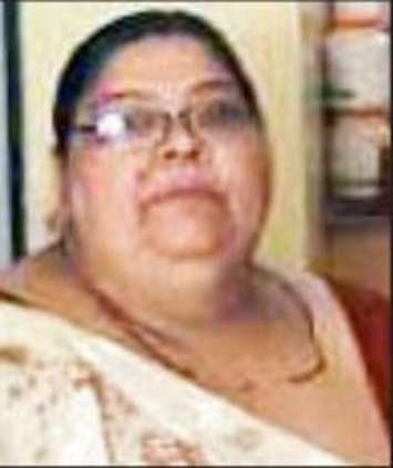 Fat Lady Falling Almost Fat Girl Fall 🍁🍂🤎