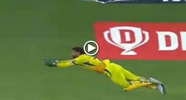 WATCH: Dhoni became 'Superman' behind wicket, season-13's best catch ...