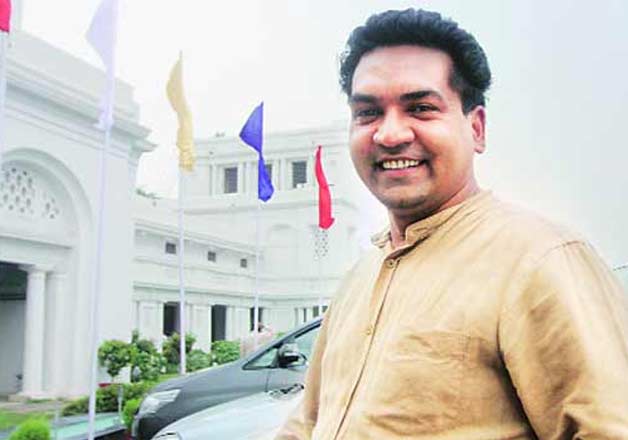 No water crisis in Delhi, water harvesting to be made mandatory ...