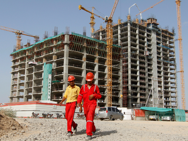 In huge relief for flat buyers, HC rules against service tax levy on ...