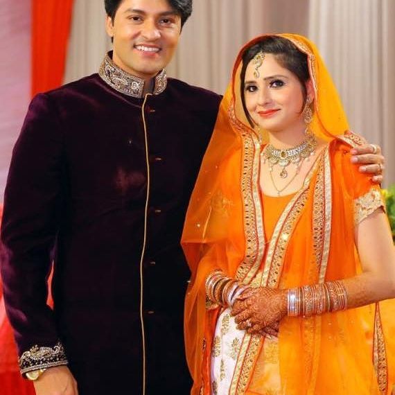 Diya Aur Baati Hum actor Sooraj aka Anas Rashid gets engaged to Heena ...