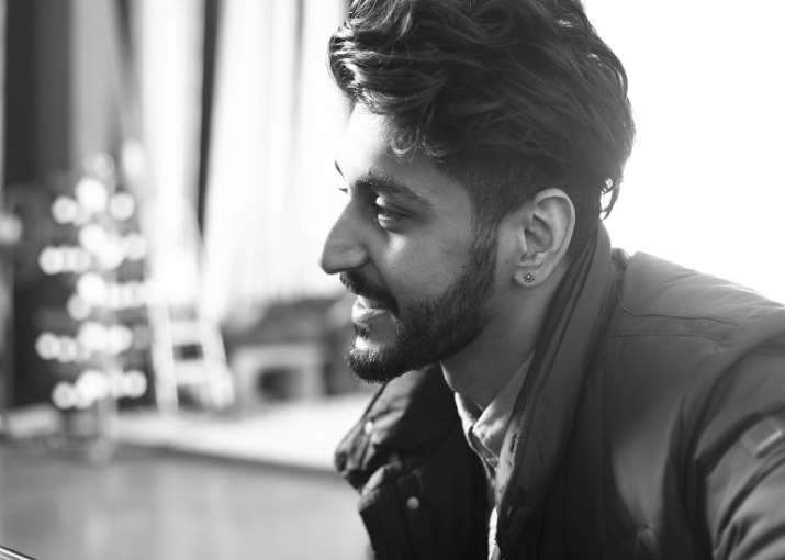 This Indian-origin British singer will leave you awe-struck with his ...