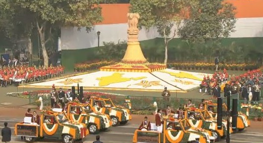 India parades with pride at Rajpath to enthral guests from ASEAN; women ...