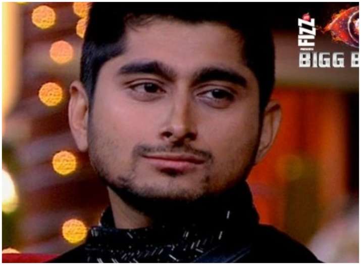 Bigg Boss 12 Grand Finale LIVE Updates: Deepak walks out with 20 Lakh ...