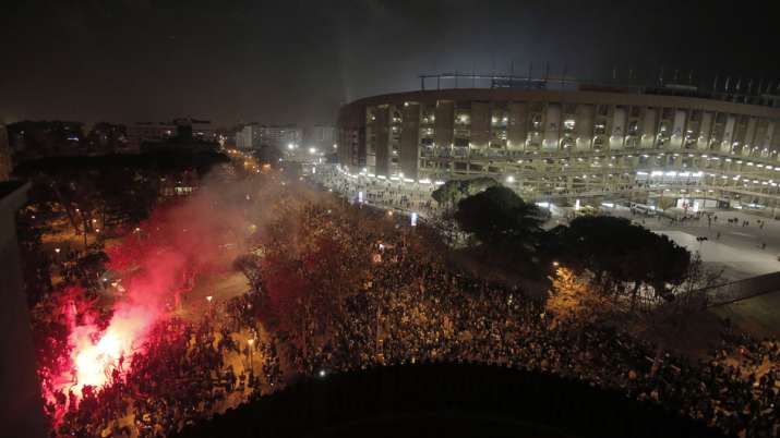 El Clasico: Police, protesters clash outside Barcelona-Real Madrid game ...