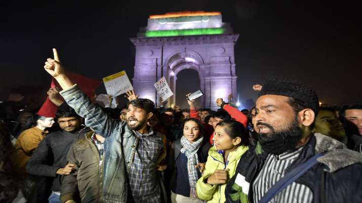 Anti-CAB protests: Assam anger spreads to Delhi, Bengal; 50 Jamia ...