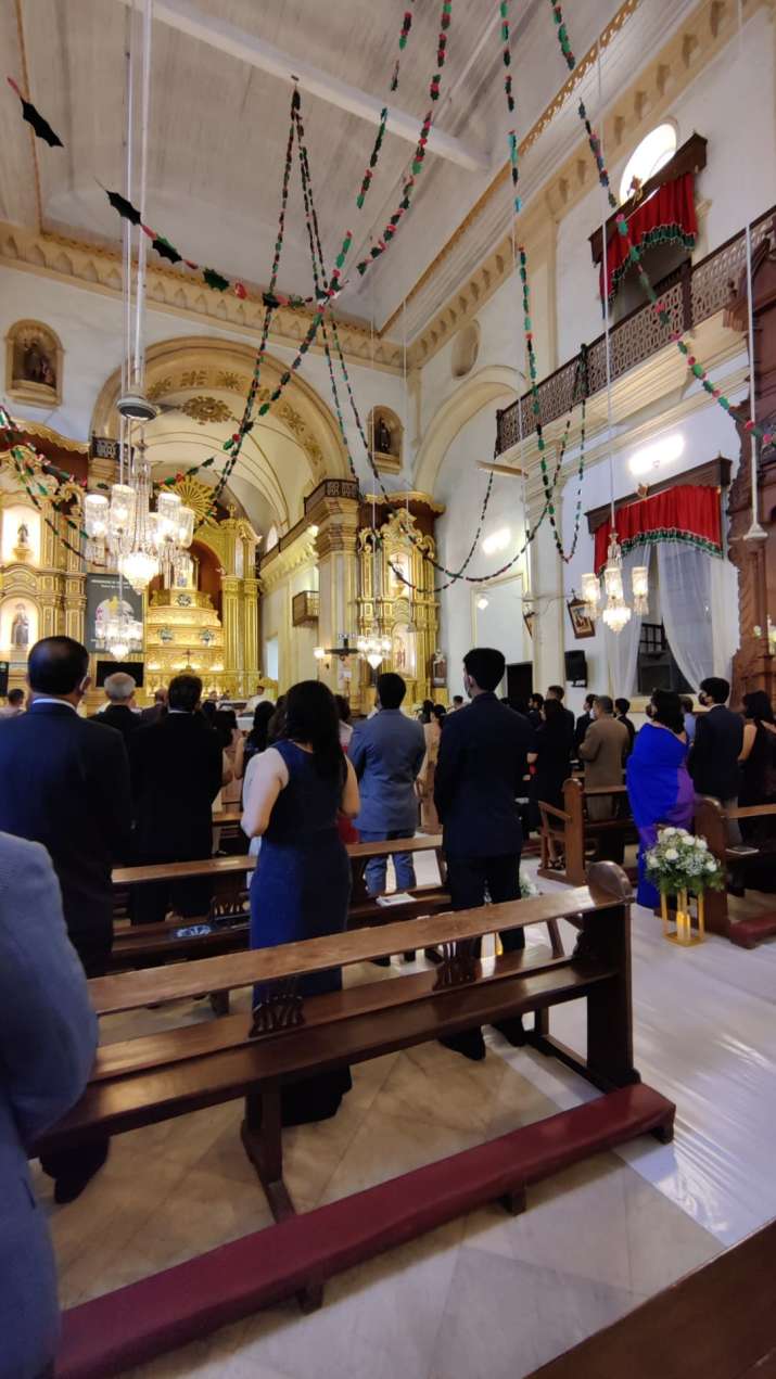 Stand-up comedian Kenny Sebastian marries Tracy Alison; see inside pics ... Stand-up comedian Kenny Sebastian marries Tracy Alison; see inside pics ...