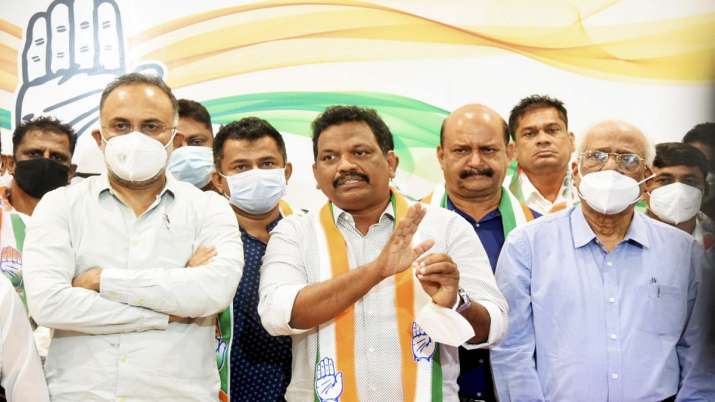 Goa election 2022 Congress shifts focus to luxury resort amid ...