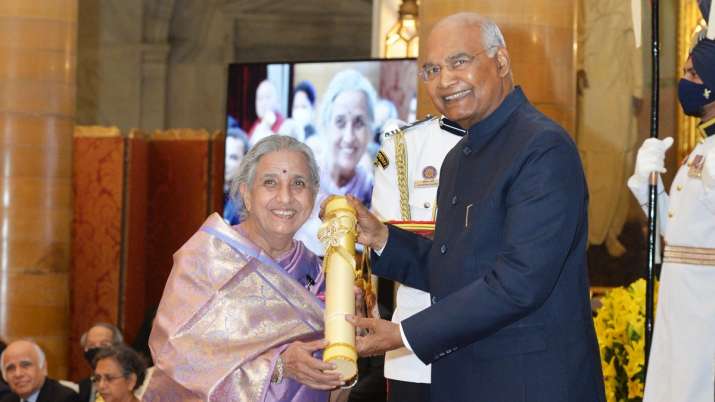 President confers Padma awards on late Kalyan Singh, actor Victor ...