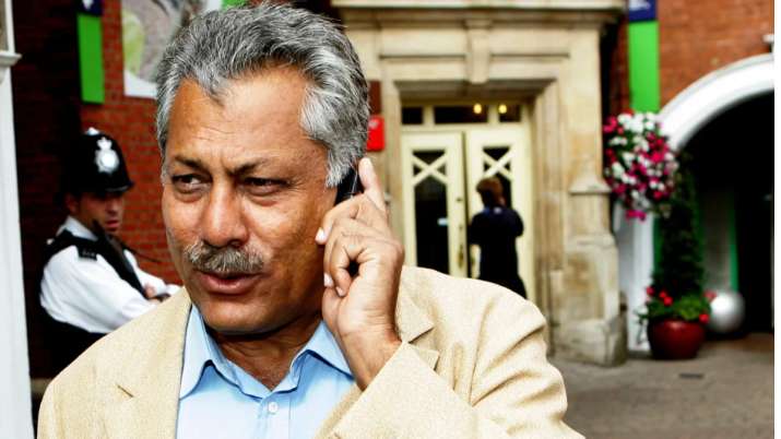 Zaheer Abbas, former Pakistan batting legend admitted to ICU in London ...