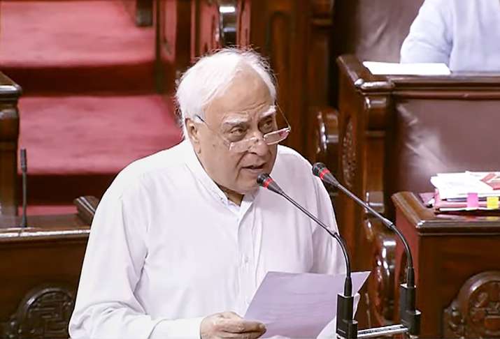 Ghulam Nabi Azad quitting is just not another worker leaving, but a ...