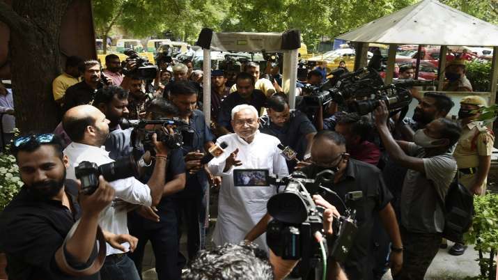 Will Nitish Kumar be a PM candidate? Will JDU-RJD alliance last full term? Astrologer predicts ...