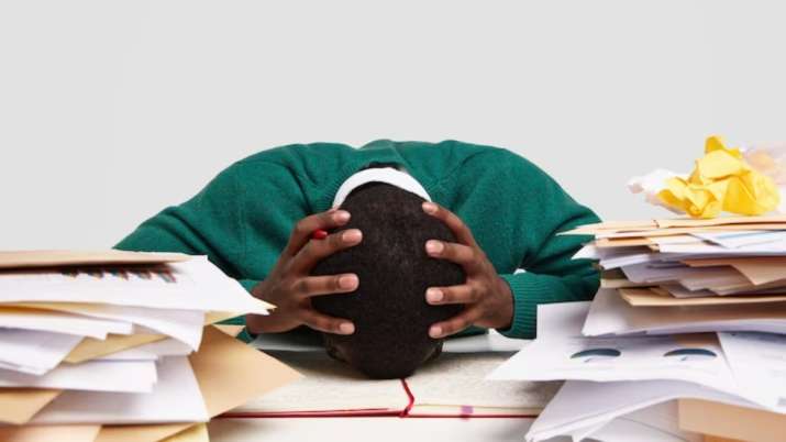 Can't stop overthinking? Here are some strategies to stop this mentally taxing habit | People ...