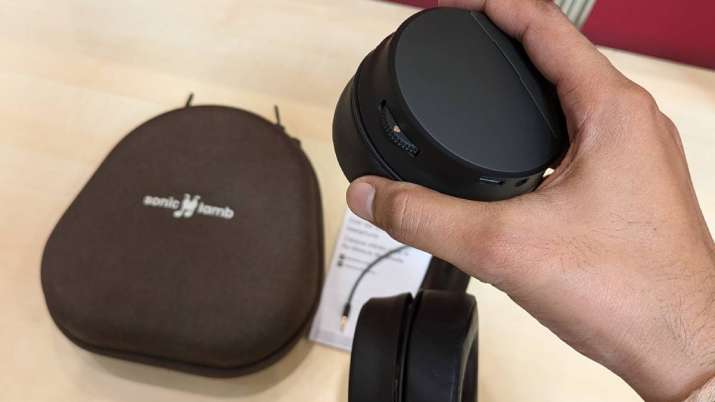 Sonic Lamb Headphone Review: Is the Rs 17,000 headphone worth the price ...