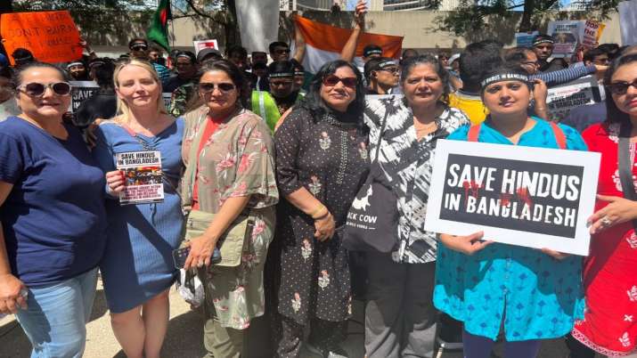 Canada: Thousands protest in Downtown Toronto over violence against ...