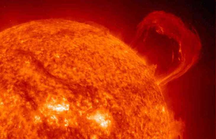 Why is the Sun's atmosphere much hotter than its surface | Science News ...