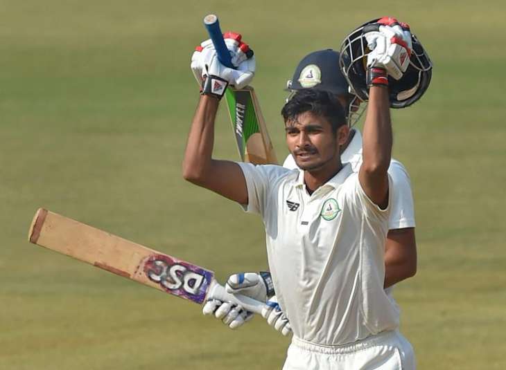 Ranji Trophy final: Akshay Wadkar's ton pushes Vidarbha close to maiden ...