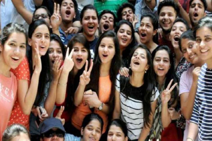 CBSE Class 10th Result: Girls fare better than boys yet again, 4 ...