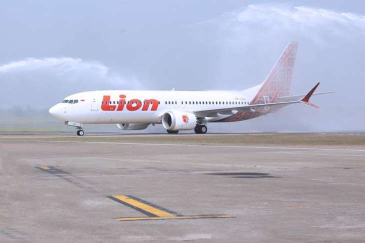 Lion Air Boeing 737 MAX crashes in sea 13 minutes after take off: All ...