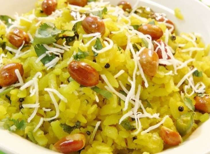 Here's why you should turn to delicious Poha in breakfast for weight ...