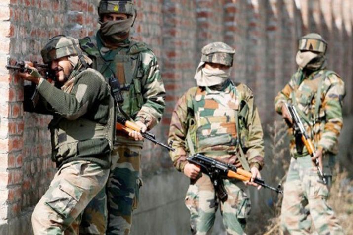 6 CRPF personnel injured as militants hurl grenade in Srinagar | India News – India TV