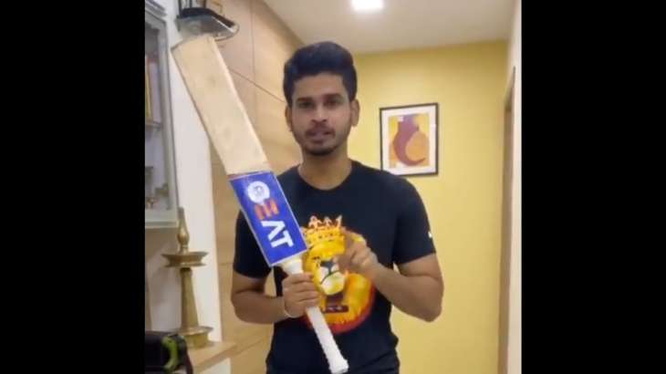 Magic or Real? Shreyas Iyer performs unique trick in batting practice ... Magic or Real? Shreyas Iyer performs unique trick in batting practice ...