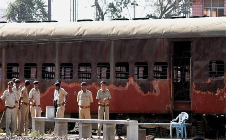 Godhra riots case key accused held Rafiq Hussain Bhatuk arrested ...